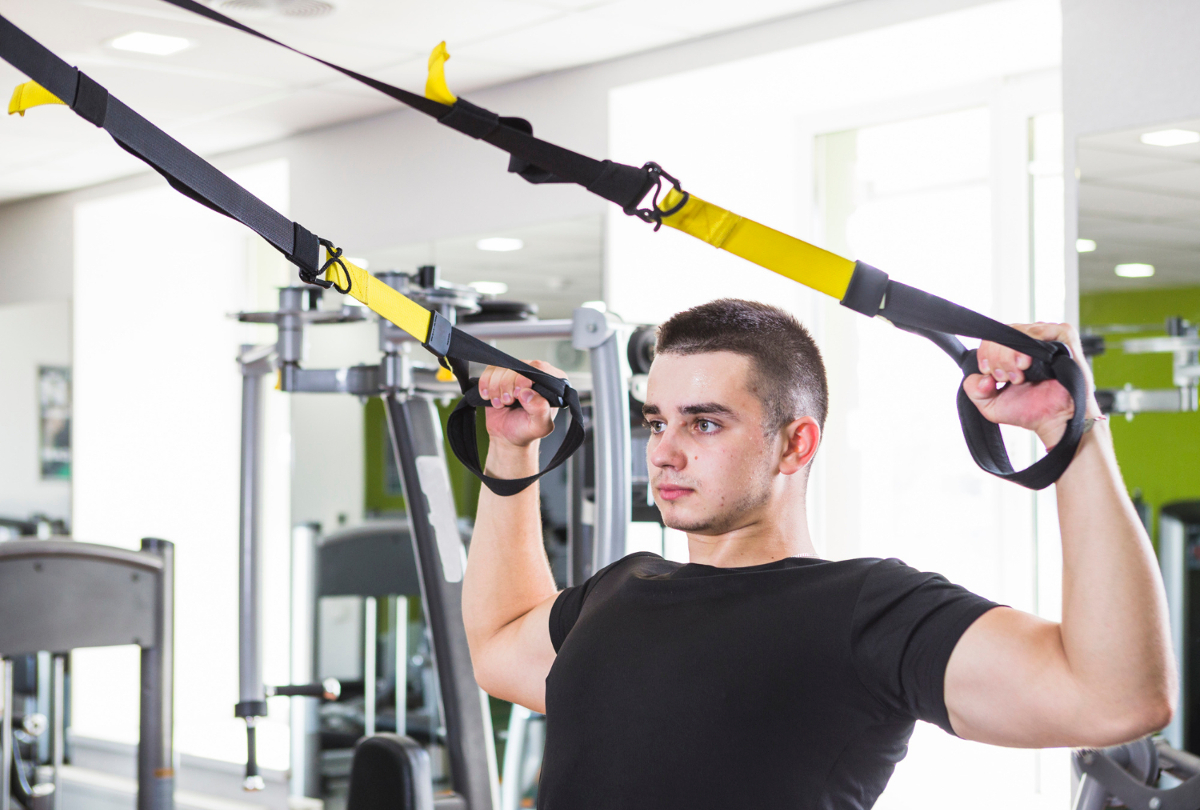 Utiliser la sangle TRX pour une séance de musculation complète